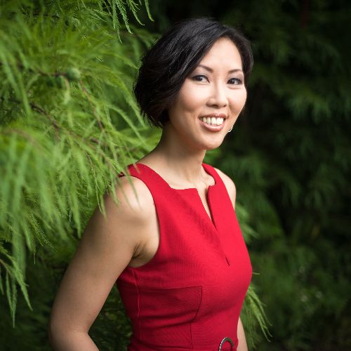 Angela Go - Owner @ Jango Ventures GmbH / The Ultimate Pitch GmbH - Acadium